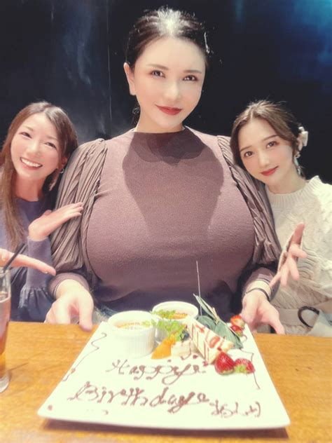 Busty Asian Mini Giantess Offers You Some Food By Gtsmakerdj On Deviantart