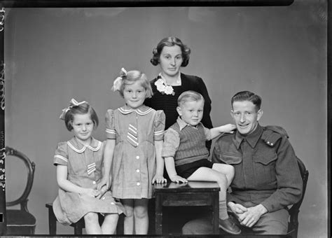 Topless Group Puke Ariki