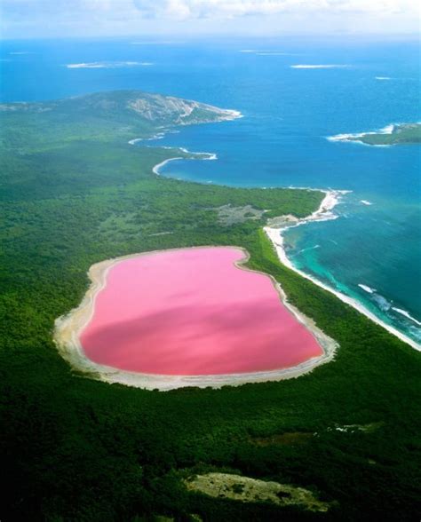 ფერადი მდინარეები და ტბები