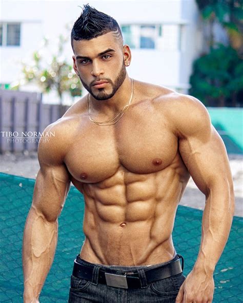 فیلم خیلی خوشکل ازسکسمون مدل داگی با باسن درشت و سفیدخانمم