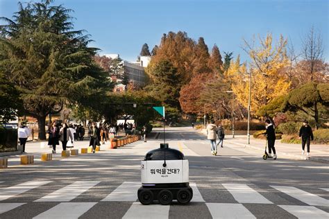 우아한형제들 배달로봇에 Sk텔레콤 통신기술 적용 플래텀