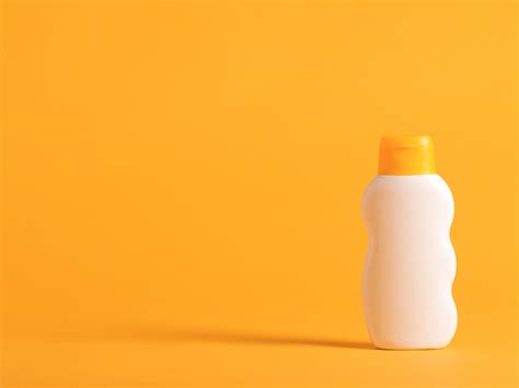 How Bad Is It To Use Expired Sunscreen Self