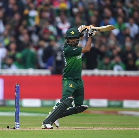 100 Babar Azam Wallpapers