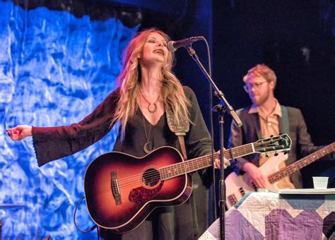 Elizabeth Cook Returns To Florida In Support Of Her Highly Praised New