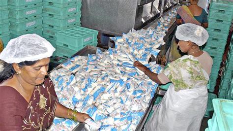 भारत का लक्ष्य 2030 तक वैश्विक दूध उत्पादन का एक तिहाई हिस्सा हासिल करना है अधिकारी Aware News 24