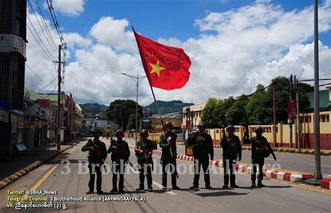 ရမခ စစ်ဌာနချုပ်ဗဟိုကင်း စီးနင်းခံရပြီးနောက် စစ်ကောင်စီတပ်ဖွဲ့ဝင် အင်အားရာကျော် မိသားစုများနှင့