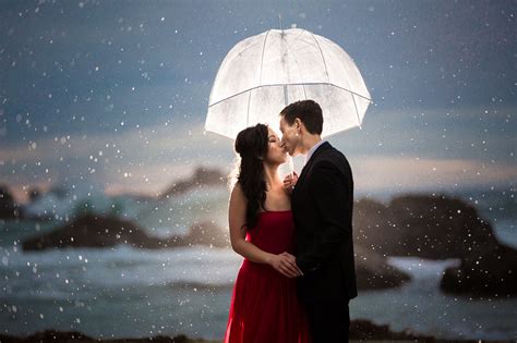 8 Rainy Day Wedding Photography Tips You Need To Know