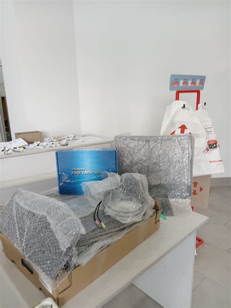 Волонтерський корпус батальйону Донбас Заслужити носити цього