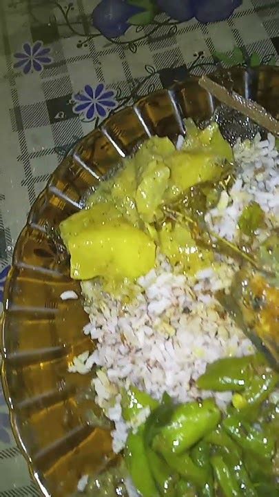 මයියොක්කා උයලා මෑ තෙලට කංකුන් හදල මාලු එක්ක අද දවල්ට මගේ කෑම එක Youtube