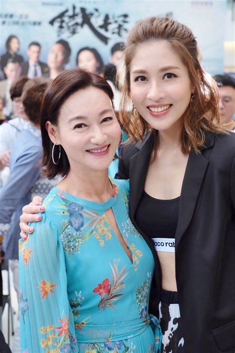 174cm陈敏之露肩衬衫配阔腿裤好优雅，身材太惊艳，哪像40岁辣妈设计