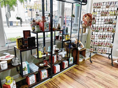Shop ‘til You Drop Franklin Businesses Host Summer Shopping Spree