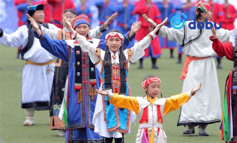 Наадмын өдрүүдэд зохион байгуулах соёл урлагийн бусад арга хэмжээний нэгдсэн хөтөлбөрийг