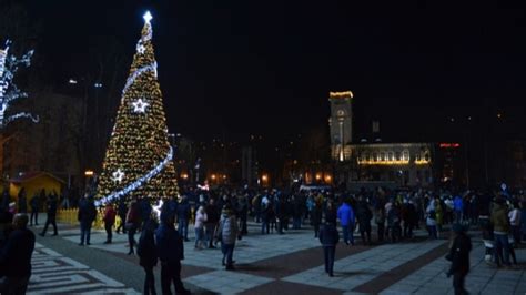 В Града на хумора са преди всички Защо в Габрово посрещат първи