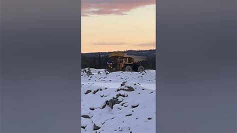 Komatsu 930e Autonomous Haultrucks Youtube
