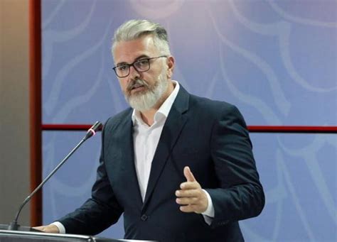 Dita E Ujit Të Bekuar Dhe Reshjet E Dendura Në Vend Gogu Uji Mund Të