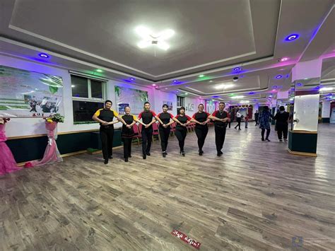 “Цаг гаргая” аянд аймгийн Нийтийн бүжгийн холбоо Зөв цаг бүжгийн клуб нэгдэж байна