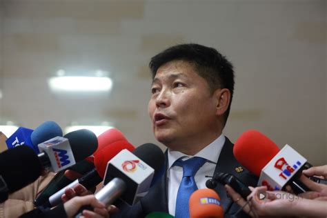 Х Нямбаатар Гаднын хөрөнгө оруулагчдад манай эрх зүйн тогтолцоо ойлгомжтой болгох талаар