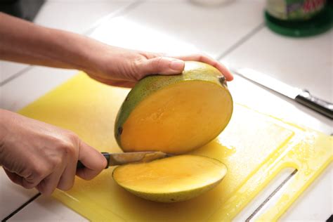 Do Mangoes Ripen After Picking At John Harmon Blog