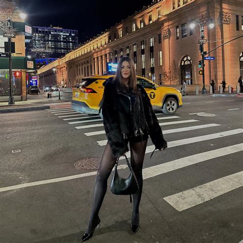 Colbie Cassidy Colbiecassidy • Instagram Photos And Videos