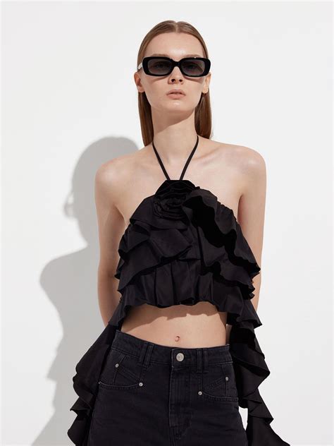 Sunglasses Guide All Your Questions Answered Charles And Keith My