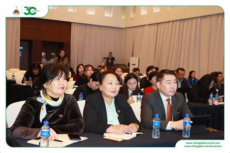 “НИЙГМИЙН АЖИЛ МЭРГЭЖЛИЙН ҮЙЛЧИЛГЭЭ” СЭДЭВТ СУРГАЛТ ХЭЛЭЛЦҮҮЛГИЙГ