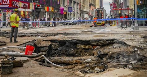 Inondation Spectaculaire De La Station De Métro La Plus Connue De New