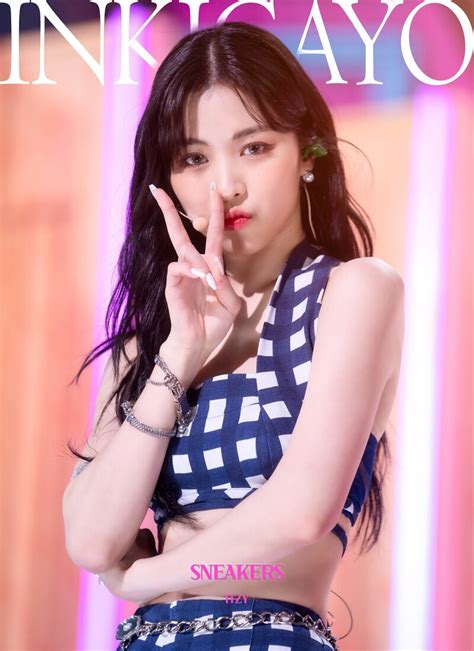 220717 Itzy Ryujin Sneakers At Sbs Inkigayo Kpopping