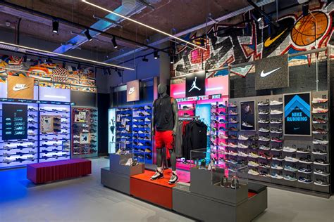 Sports Direct Stores With Bikes At Levi Adermann Blog