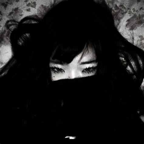 Female Pictures Cute Poses For Pictures Cute Profile Pictures Cute Couple Pictures Alt