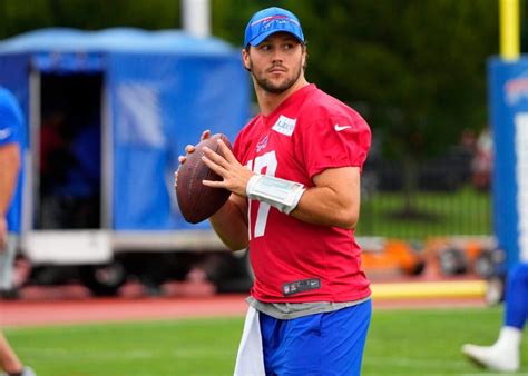 Bills QB Josh Allen Faces Daunting Scare After He Leaves Practice With Injury Days Before The