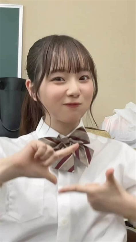 あんさんのインスタグラム動画 あんinstagram「この歌詞ってなんて言ってるのー？ Jk 制服 制服コーデ ベイビー