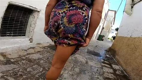 Gal Fetish Outdoor Flasher