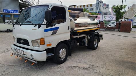 화물차특장차살수차덤프트럭탱크로리암롤트럭윙바디중고트럭카고트럭건설장비중고차 Band