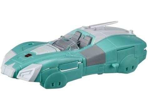 Transformers Earthrise Deluxe Lifeline Alt Mode By Optimushunter29 On Deviantart