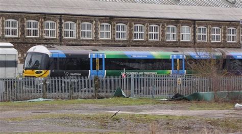 Last Class 332 Sets 332008 And 332004 Went For Scrap Today Ruktrains