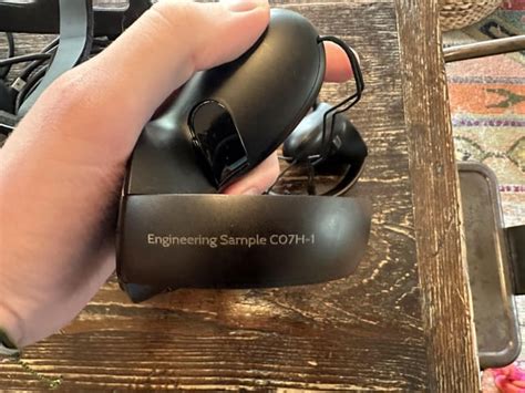 engineering sample r oculus