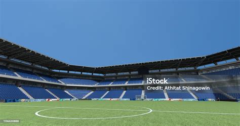 파란 하늘 배경 3d 렌더링을 가진 빈 좌석 축구 경기장 3차원 형태에 대한 스톡 사진 및 기타 이미지 3차원 형태 강철 건축 Istock