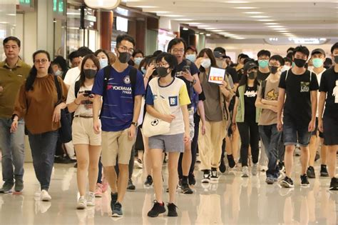 數百人到德福廣場閒逛 不滿港鐵未公開831太子片段 Tmhk Truth Media Hong Kong