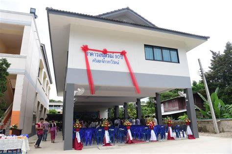 พิธีนมัสการพระเจ้าเนื่องในโอกาสมอบถวายอาคารอนุสรณ์90ปีคริสตจักรทวีรัตน์ Chiangraitodaynews