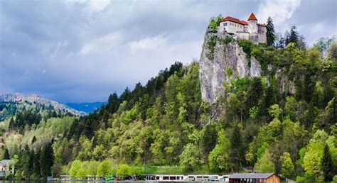 자그레브출발슬로베니아 일일투어포스토이나 동굴블레드 줌줌투어 크로아티아 자그레브