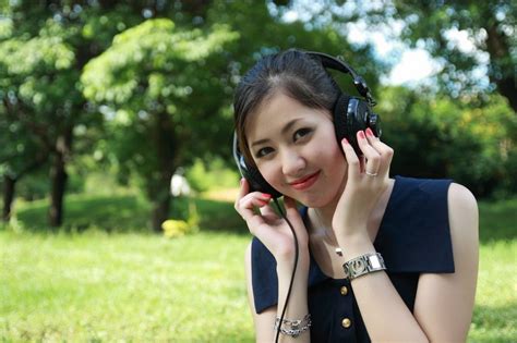How To Stop Headphones From Leaking Sound 5 Easy Tips To Follow