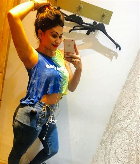 Piumi Hansamali Sexy Pictures 2016