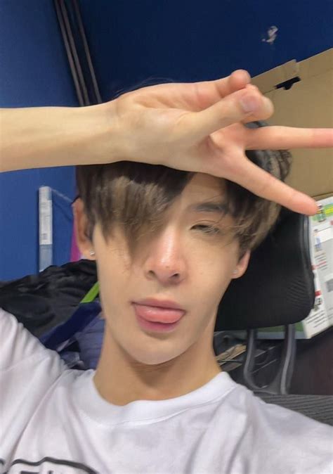 Jaera Adlı Kullanıcının 「james Supamongkon」 Panosundaki Pin