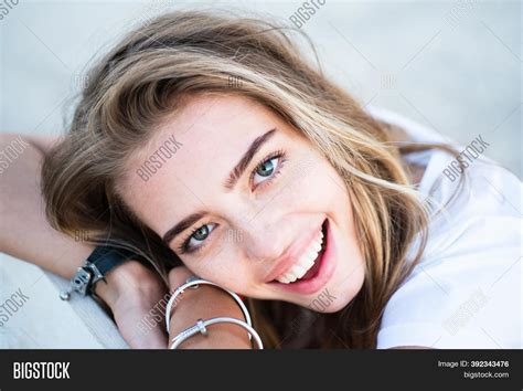 Smiling Happy Woman Image And Photo Free Trial Bigstock
