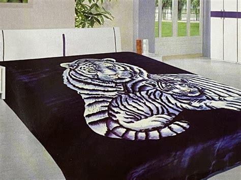 Cobija Ecuatoriana Con Relieve Distribuidora Del Hueco