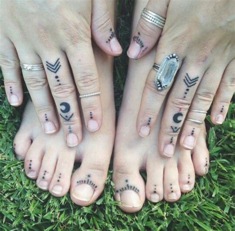 10 Toe Tattoos Ideas Toe Tattoos Foot Tattoos Tattoos