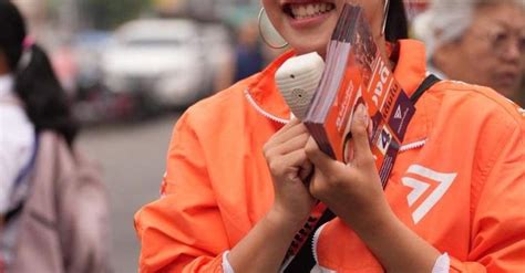 รวมรูปภาพของ ไอซ์ รักชนก ตอบชัดๆ โดนวิจารณ์แต่งตัวเซ็กซี่ โดนกล่าวหาทั้ง เด็กเสี่ย ขายตัว รูป