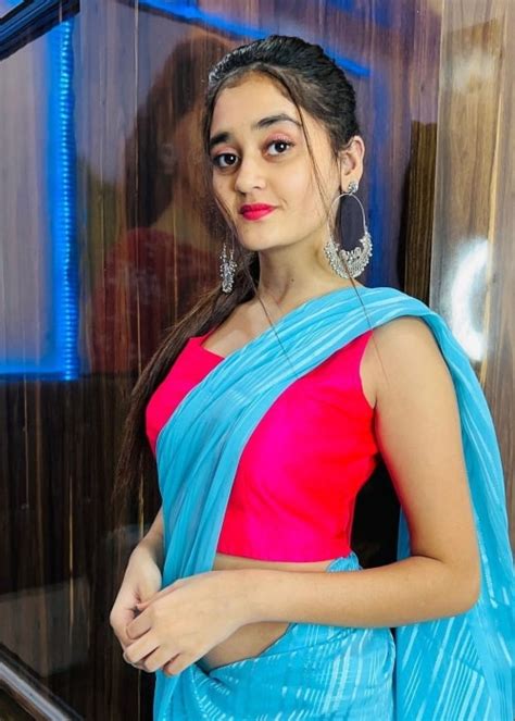 Bindass Kavya Height Weight Age Boyfriend Facts Biography