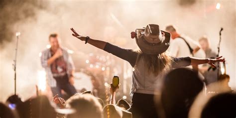 Country Music In Las Vegas Live Shows And Concerts