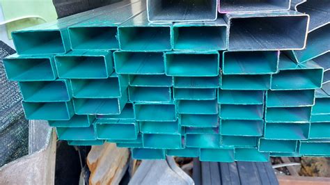 เหล็กกล่องกาวาไนท์ 3x1 5นิ้ว หนา 1 3มิล ยาว 1เมตร อ๊อด เจริญ Thaipick